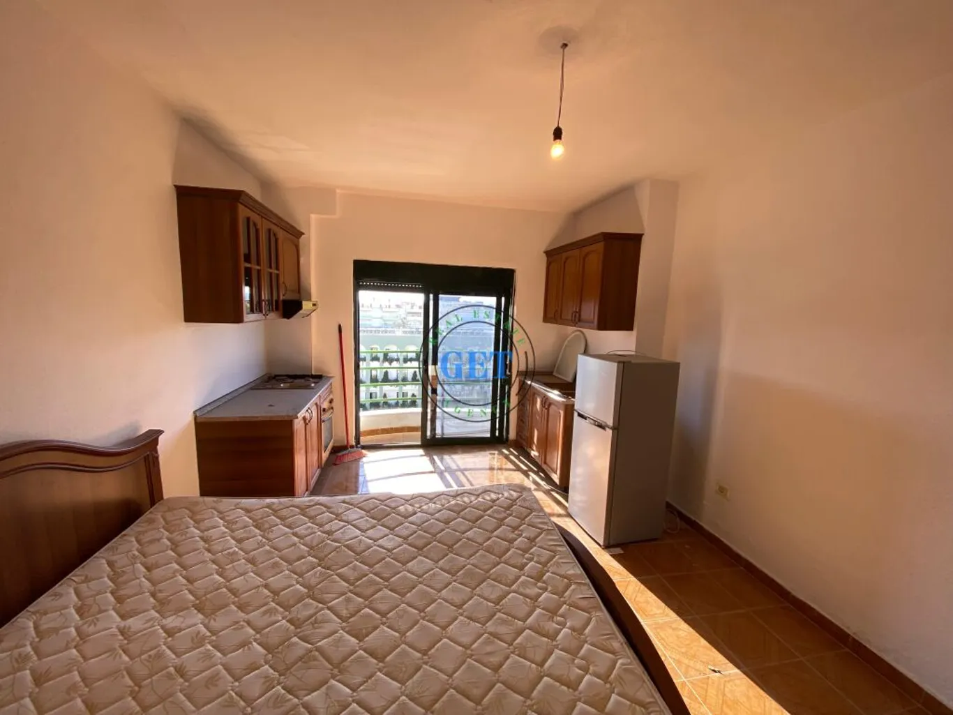 Shitet, Garsoniere, Golem. | Homezone.al