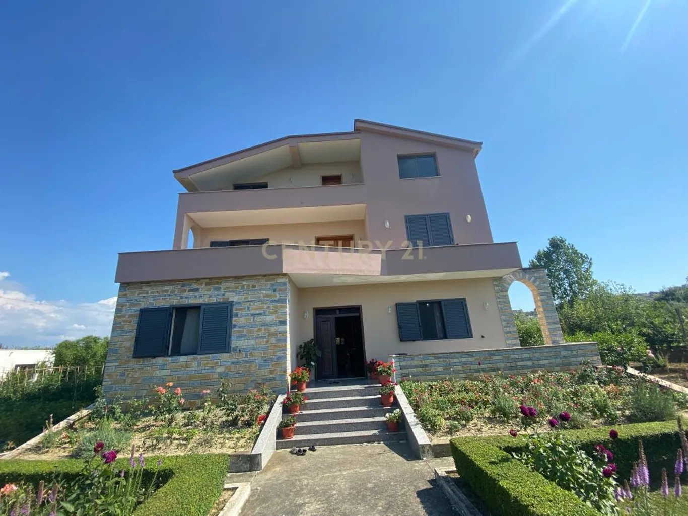 SHITET SUPER VILE 3 KATESHE NE PJEZE / DURRES ! | Homezone.al