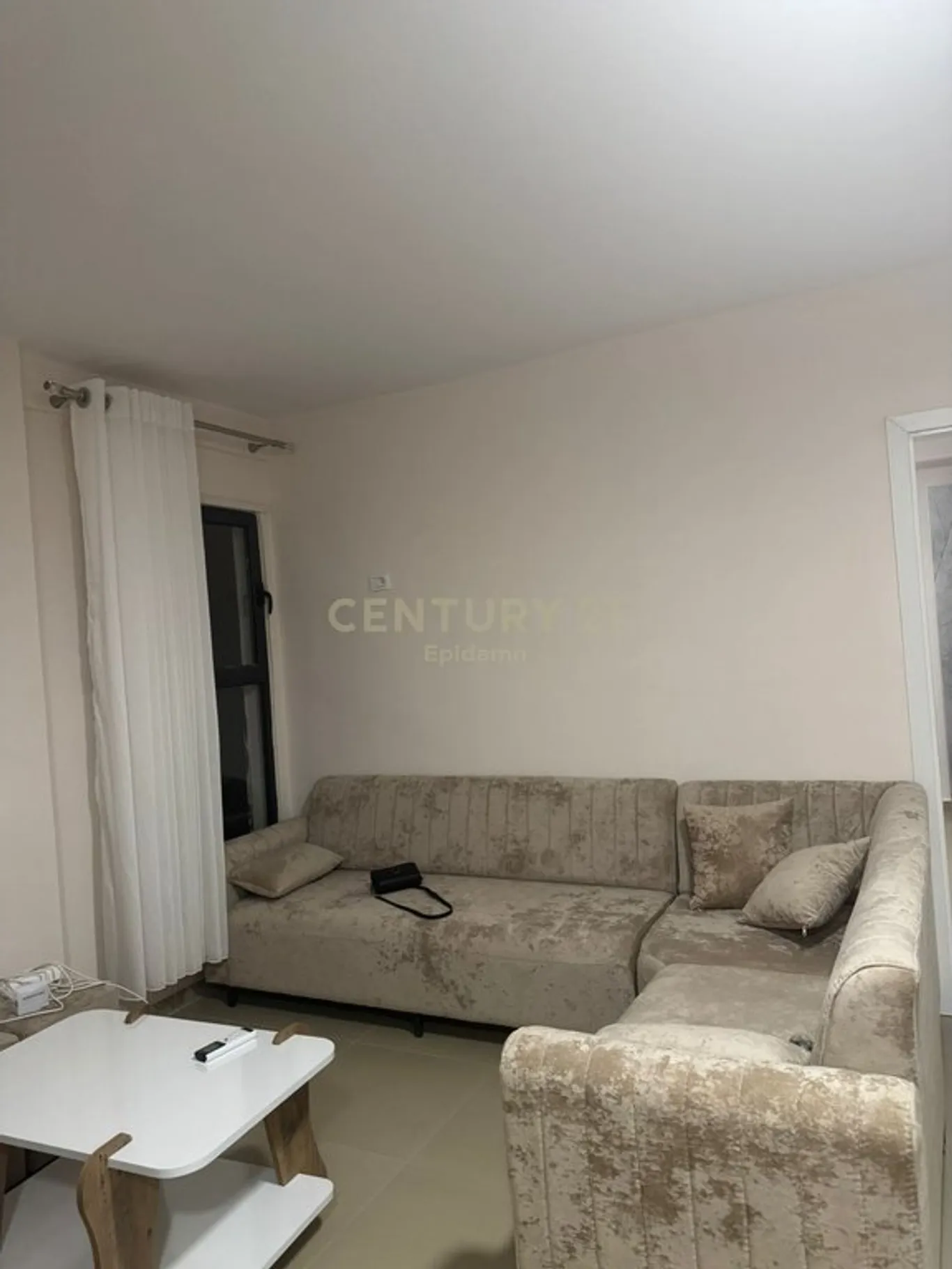 Apartament 2+1 me qira tek Rrota e kuqe ! | Homezone.al