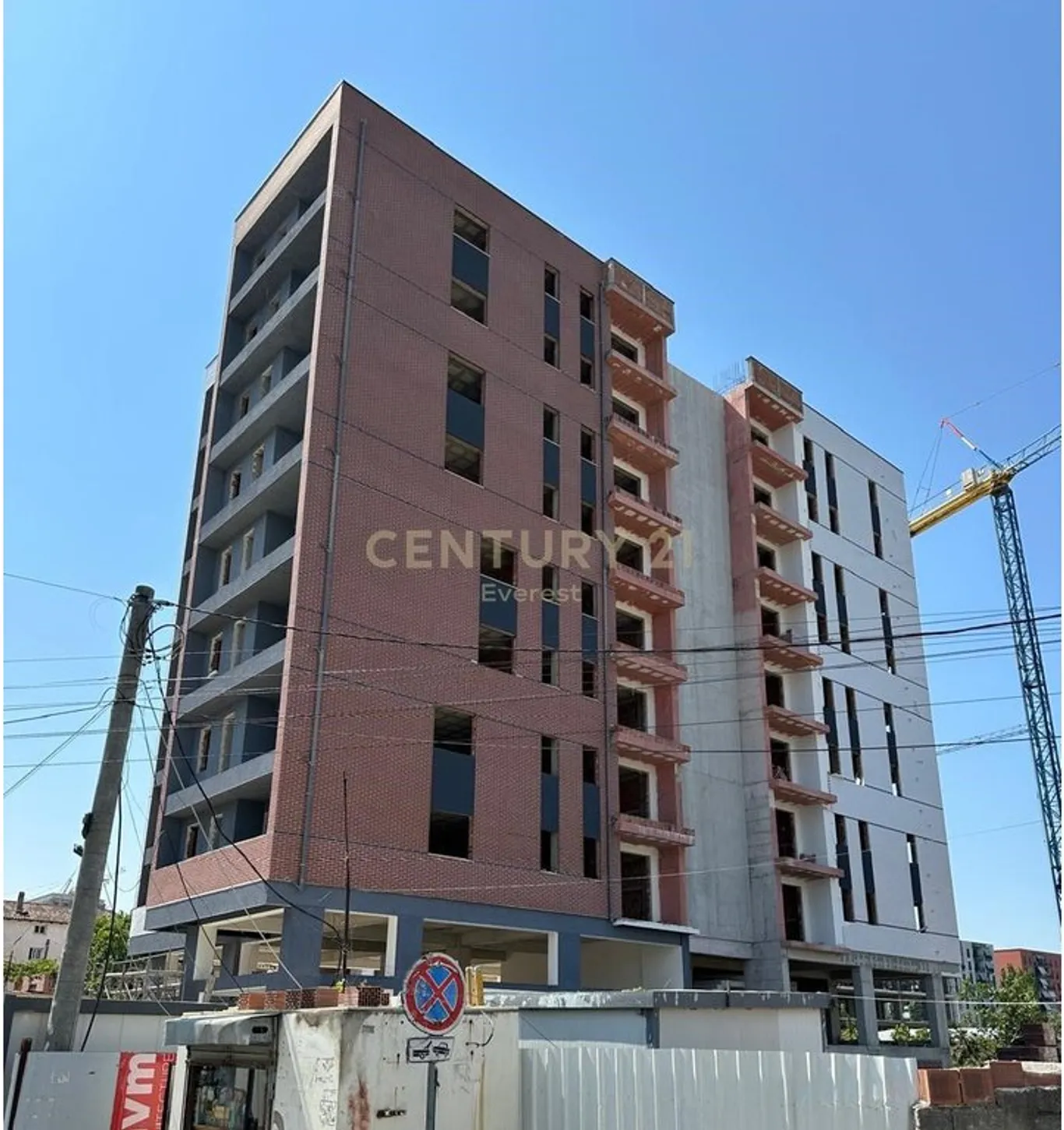 Apartament 1+1 ne shitje, Ish Fusha e Aviacionit! | Homezone.al