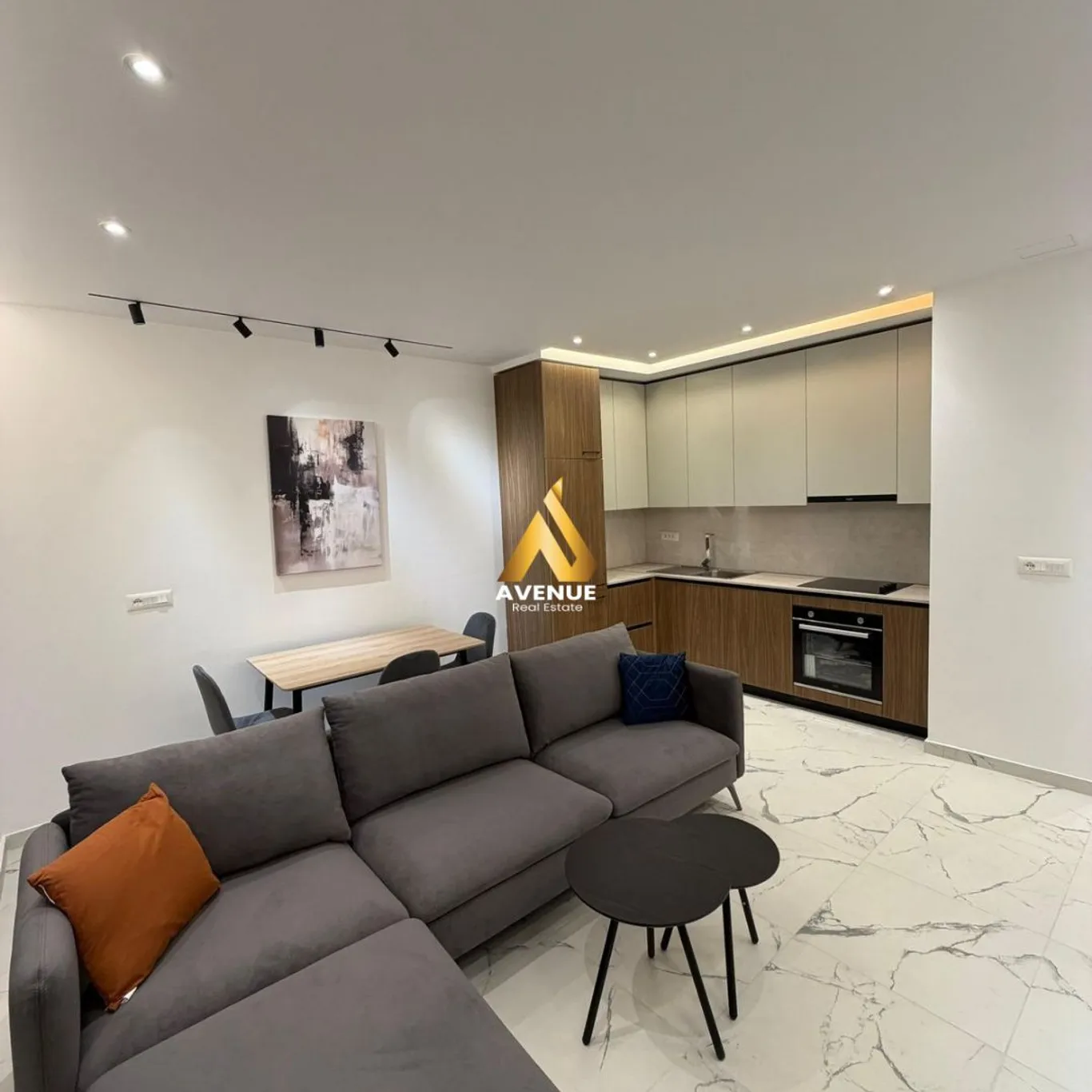 Jepet me Qera Apartament 1+1 – Zogu i Zi, Tiranë | Homezone.al